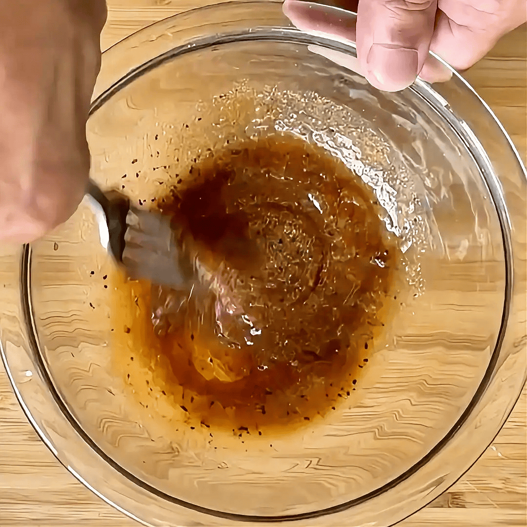 Crispy Chicken Wings & Pickles, A Winning Combination