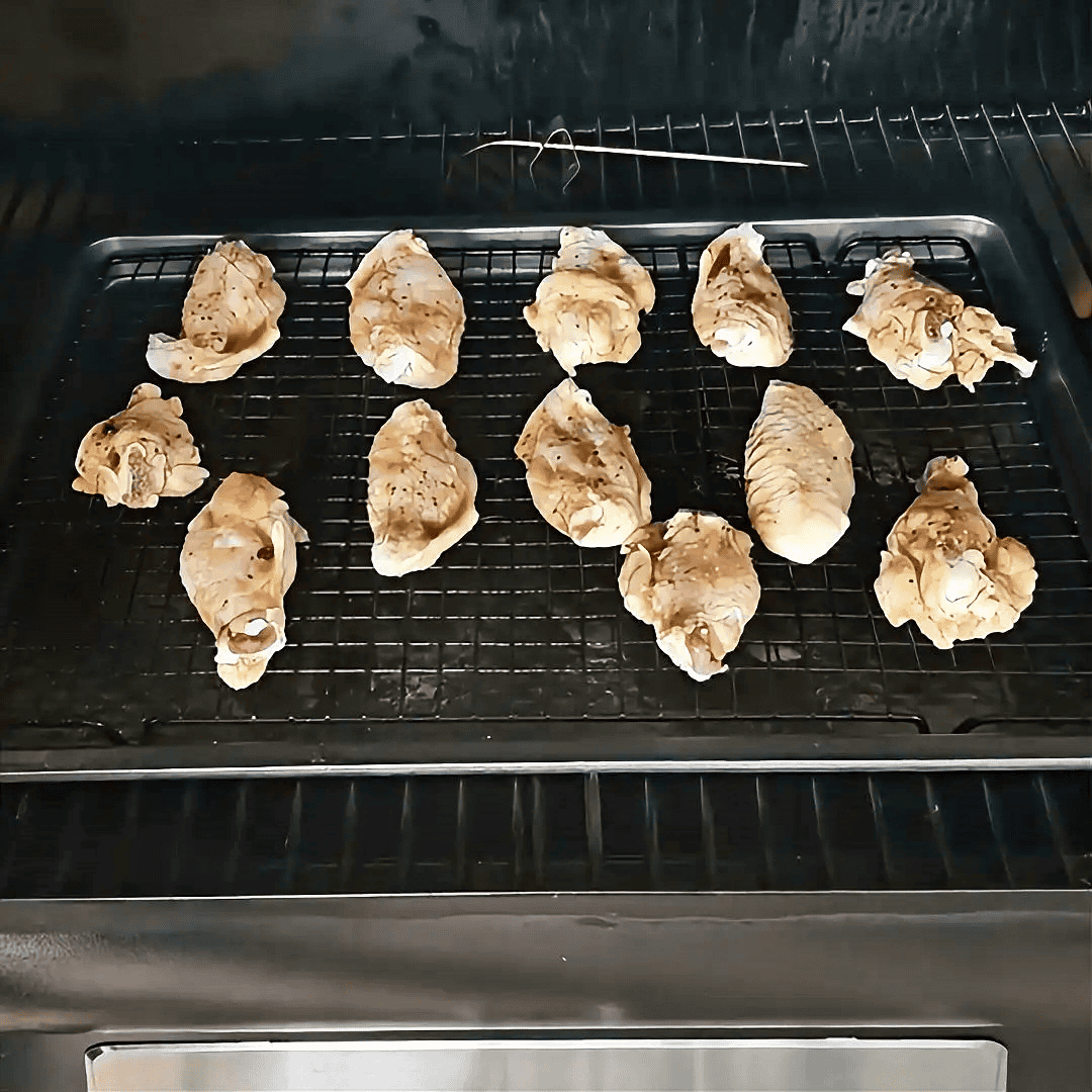 Crispy Chicken Wings & Pickles, A Winning Combination